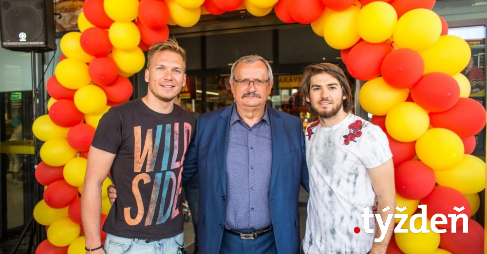 Ambasádori čerstvosti Adam Žampa a Andreas Žampa otvorili novú predajňu ...